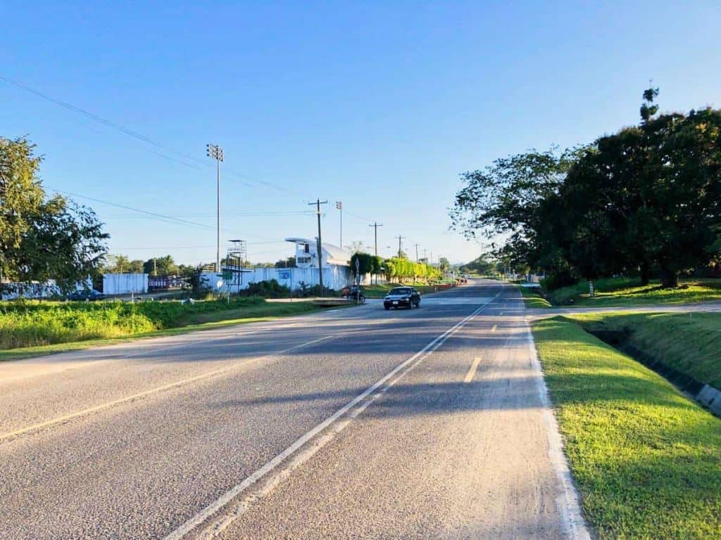 Belmopan - die Hauptstadt von Belize in Mitten von Natur und Dschungel